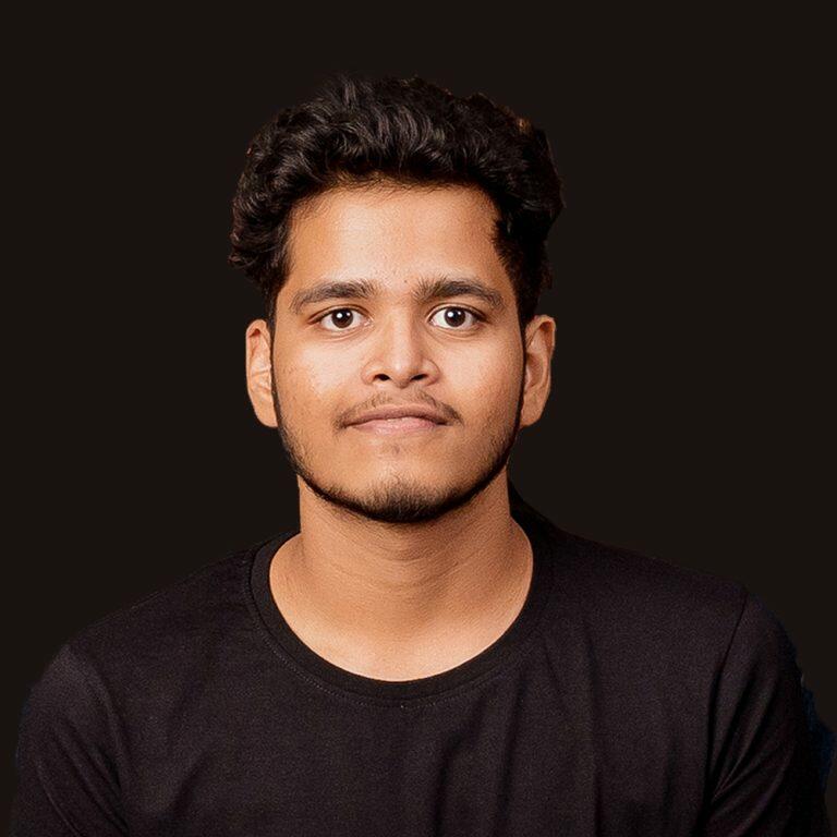 Aditya R Sharma - Loves Marketing & WordPress